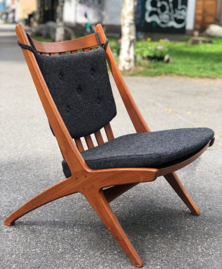 Lekre 60-talls loungestoler i teak, modell 3568 fra Rastad & Relling ...